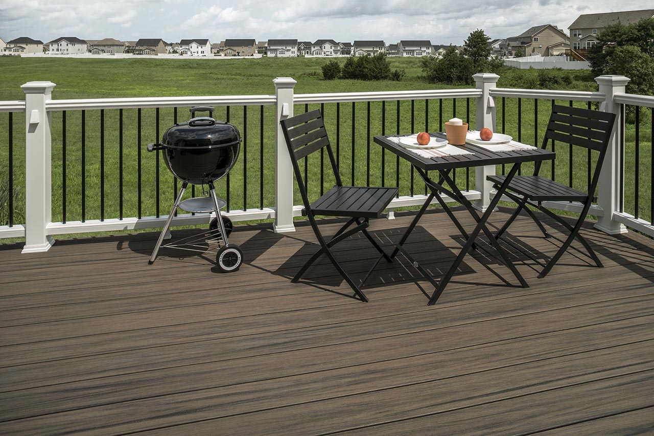 Best Deck Material Options | Trex